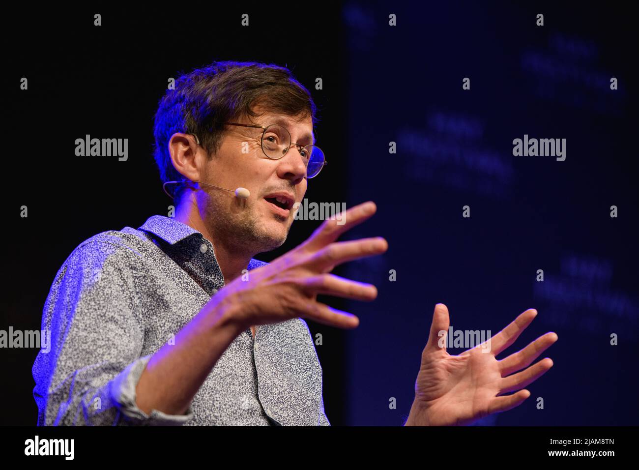 Hay-on-Wye, Wales, UK. 31th May, 2022. 169 - Patrick Barkham talks to ...