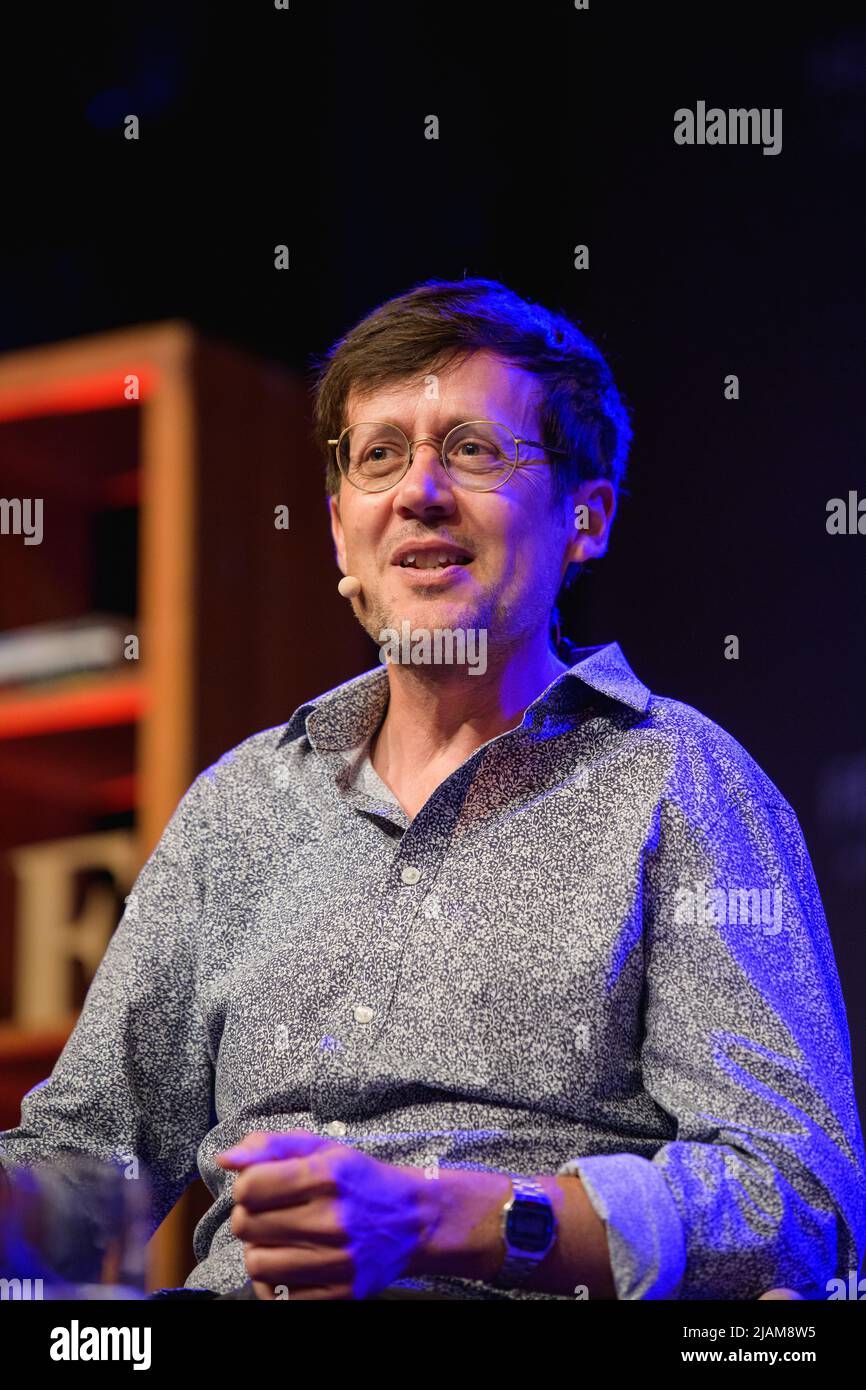 Hay-on-Wye, Wales, UK. 31th May, 2022. 169 - Patrick Barkham talks to ...