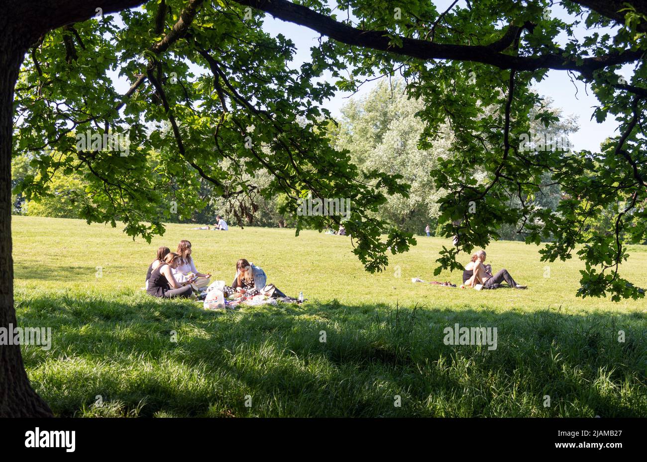 Hampstead hill london summer hi-res stock photography and images - Alamy