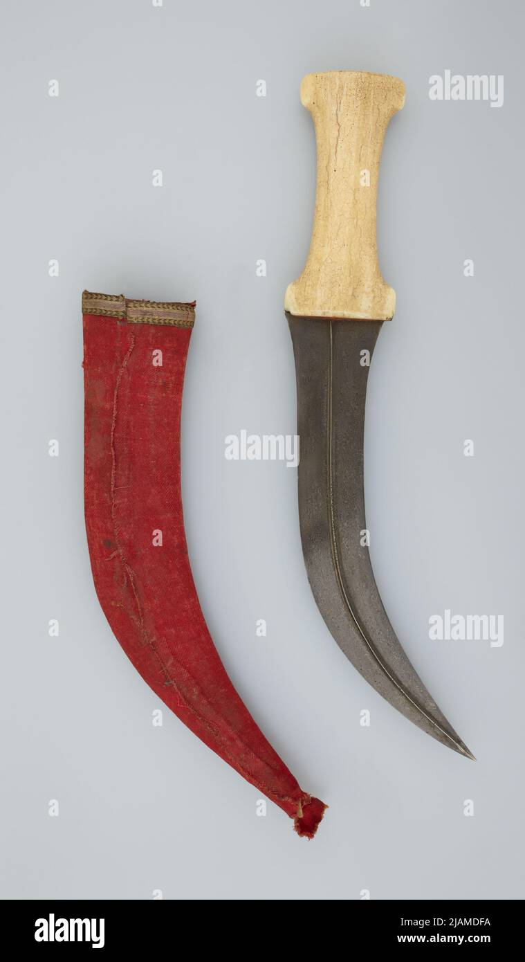 Ornate dagger scabbard hi-res stock photography and images - Alamy