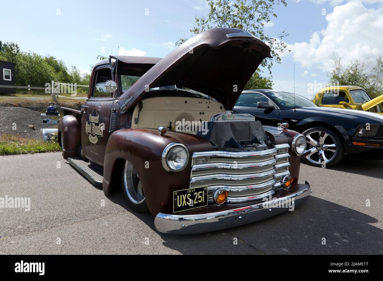 Hot Rod Chevy Pickup Trucks
