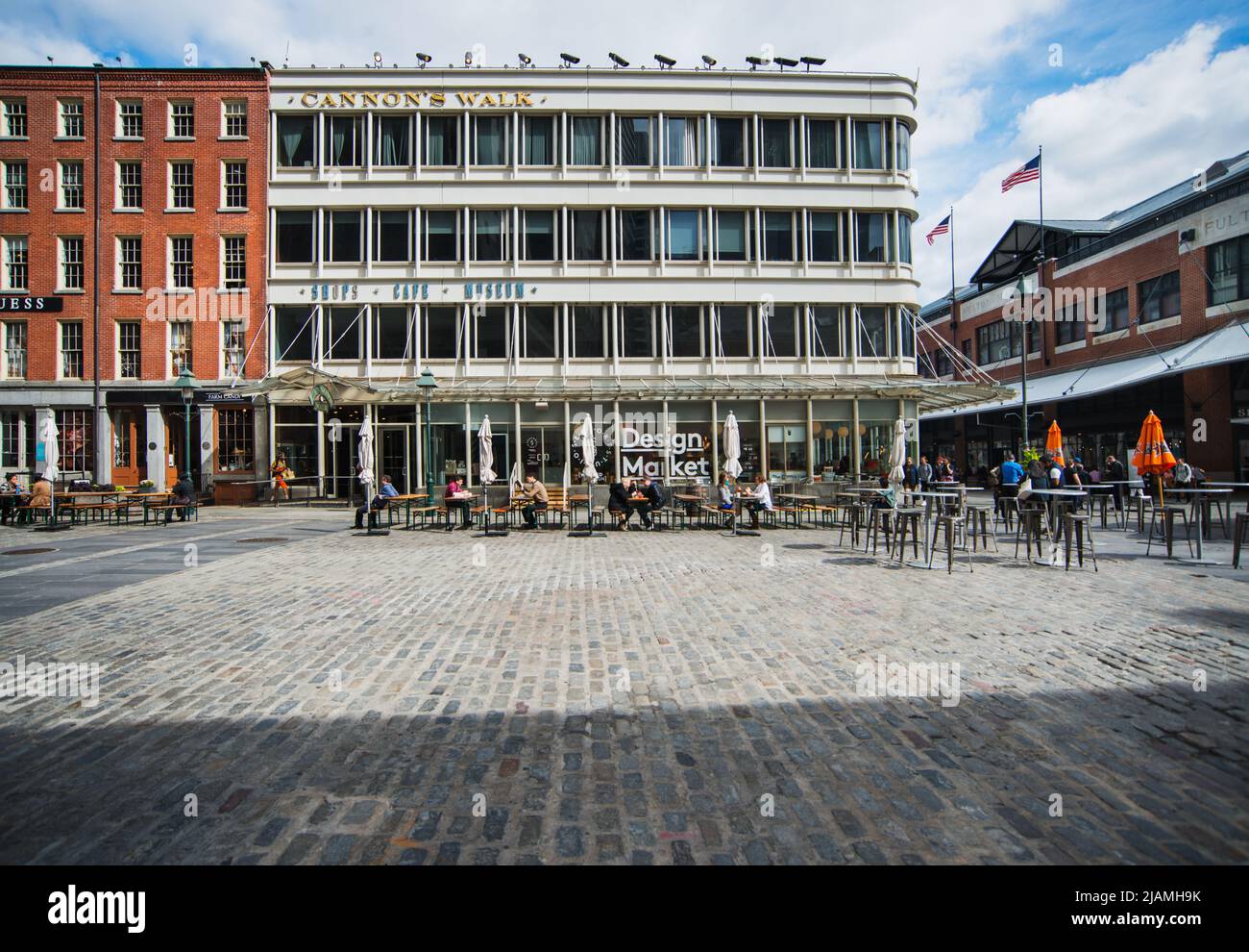Fulton street market hi-res stock photography and images - Alamy