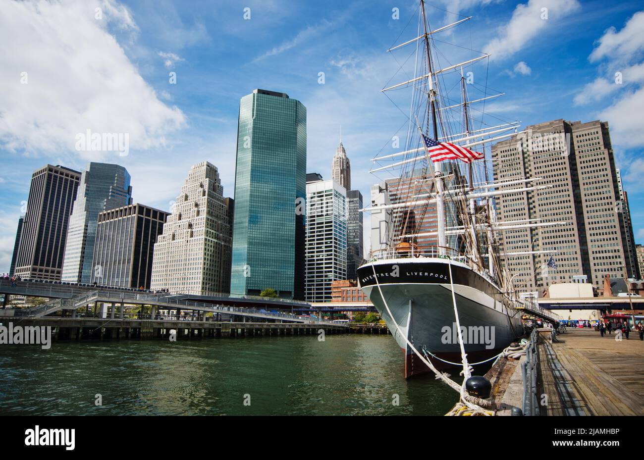 Pier 16, Lower Manhattan, New York City Stock Photo - Alamy