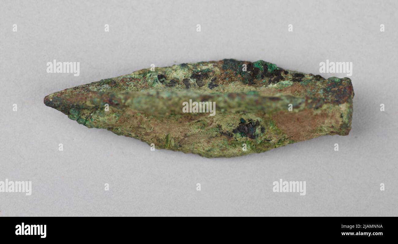 Arrowhead ancient tool early hi-res stock photography and images - Alamy