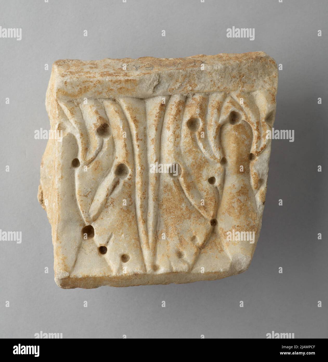 Roman sculptural frieze hi-res stock photography and images - Alamy