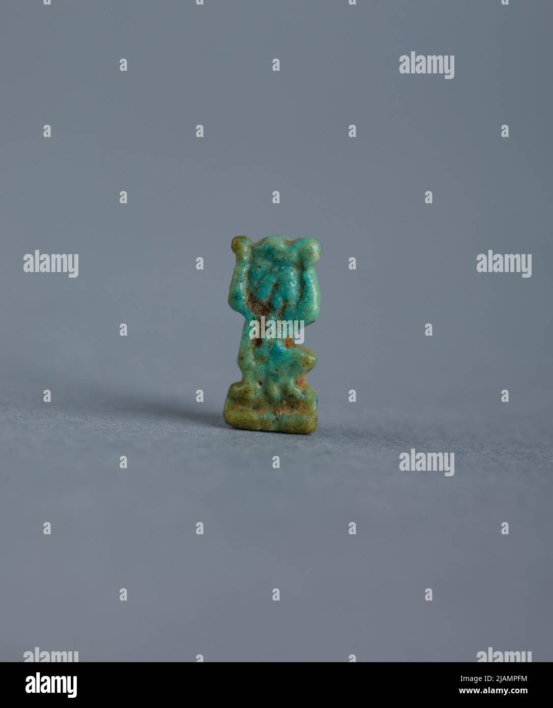 Shu amulet hi-res stock photography and images - Alamy