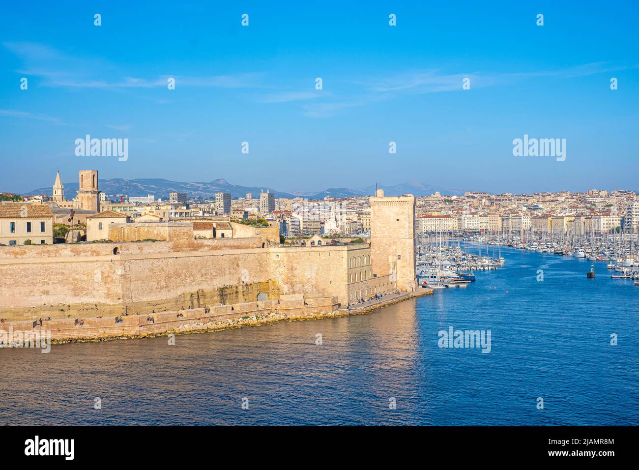 Le Vieux Port et le Fort Saint Jean, Marseille France Paca 13 Stock ...