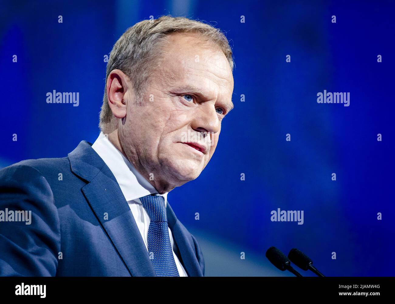 2022-05-31 14:47:21 ROTTERDAM - Donald Tusk (departing president EPP ...