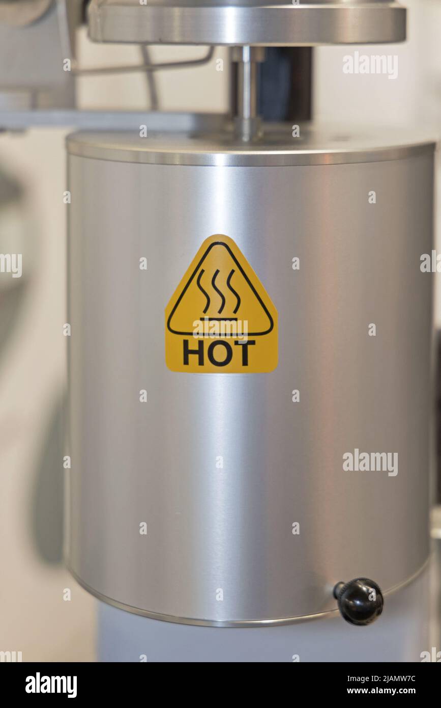 Hot warning sign hi-res stock photography and images - Alamy
