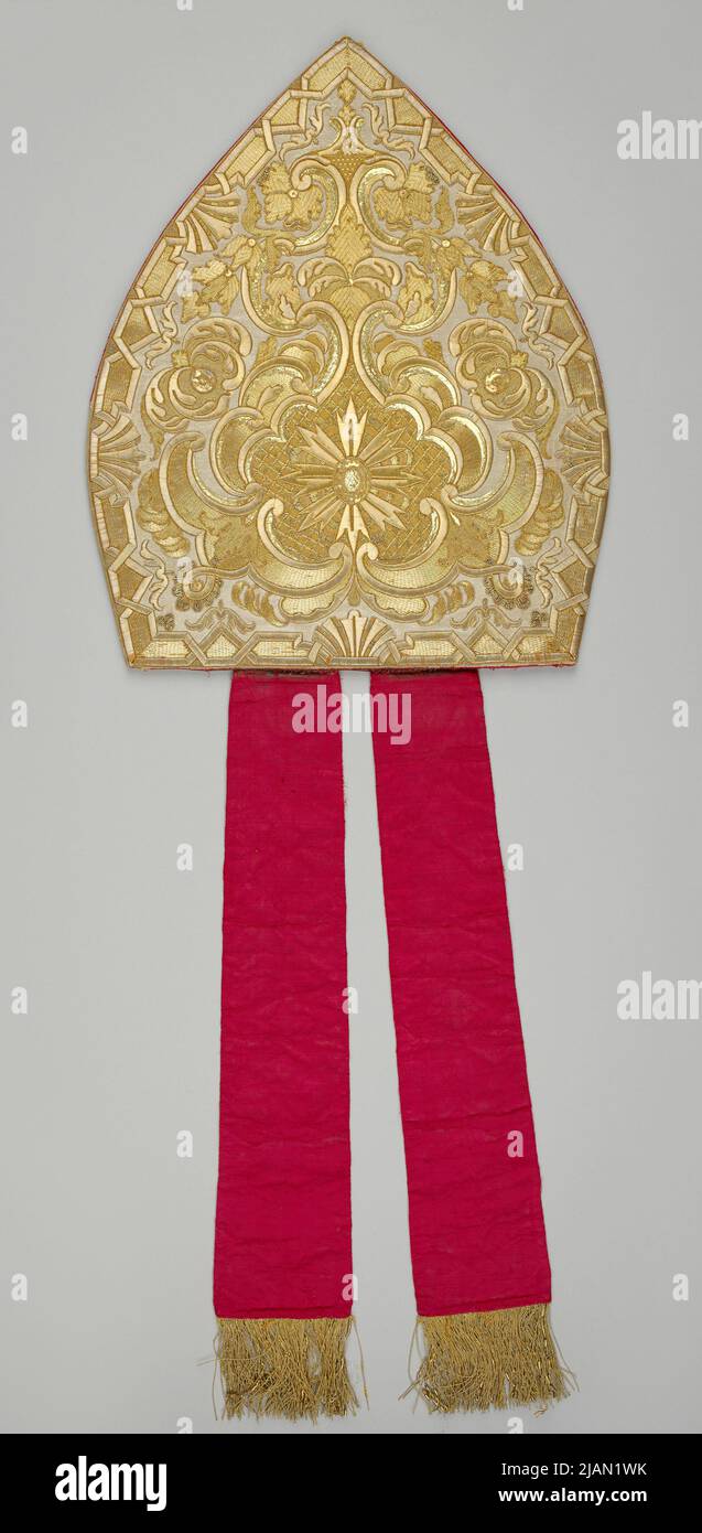 The bishops mitre hi-res stock photography and images - Alamy