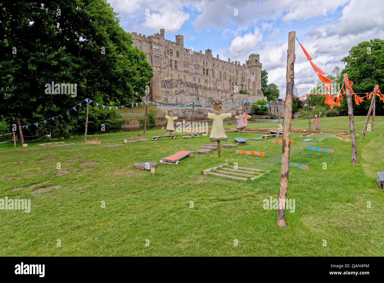 Warwick Castle - medieval castle in Warwick, Warwickshire - England ...