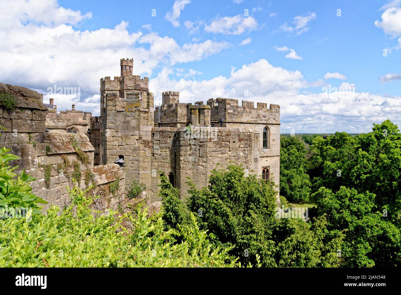Warwick Castle - medieval castle in Warwick, Warwickshire - England ... Warwick Castle - medieval castle in Warwick, Warwickshire - England ...