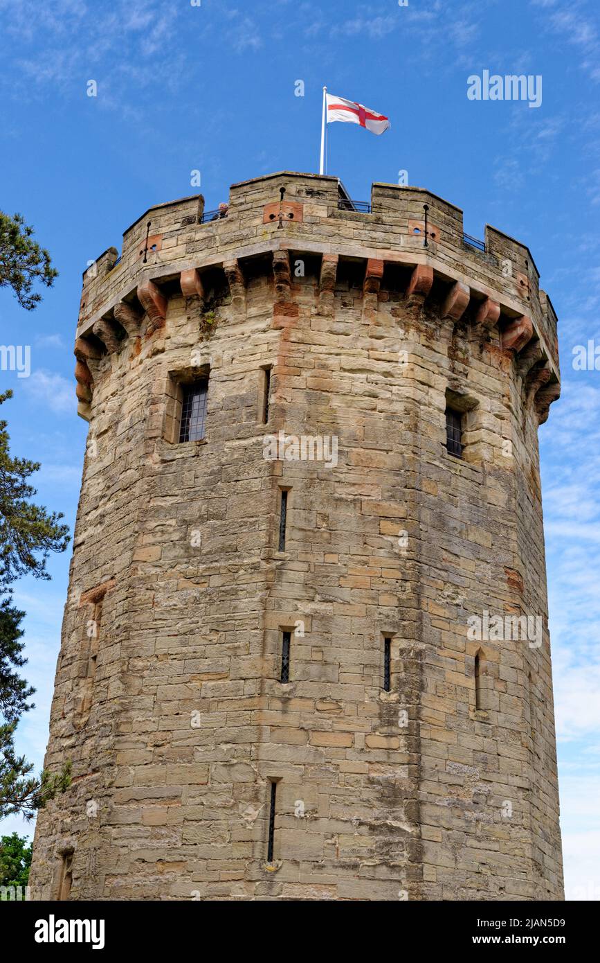Warwick Castle - medieval castle in Warwick, Warwickshire - England ...