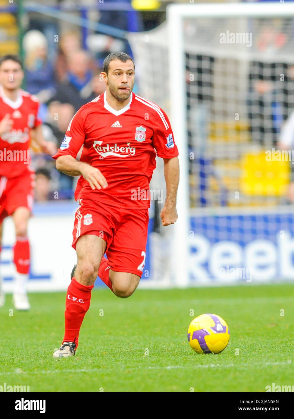 Javier mascherano liverpool hi-res stock photography and images - Alamy