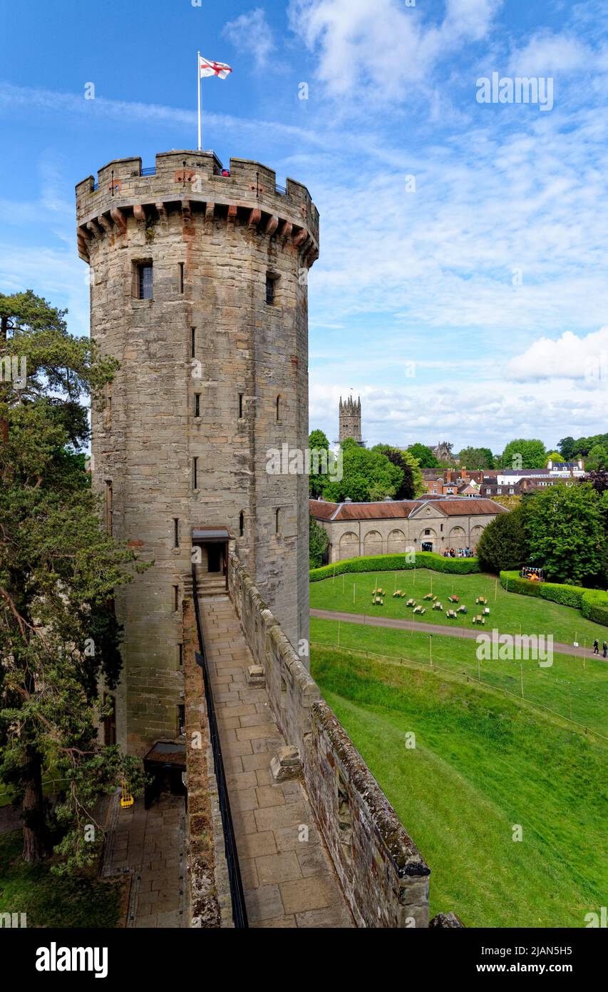 Warwick Castle - medieval castle in Warwick, Warwickshire - England ...
