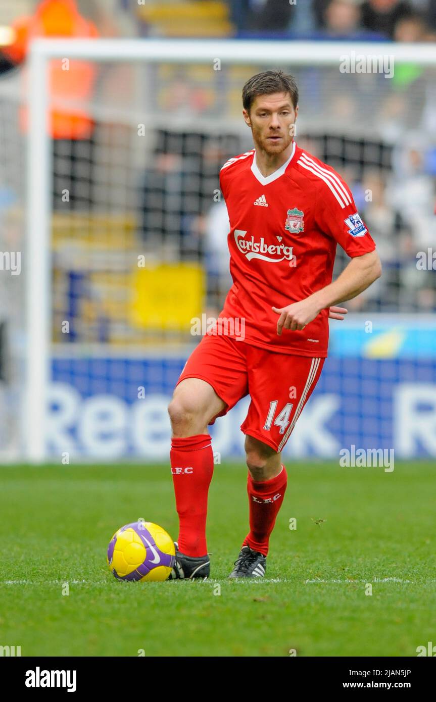 Xabi alonso liverpool hi-res stock photography and images - Alamy