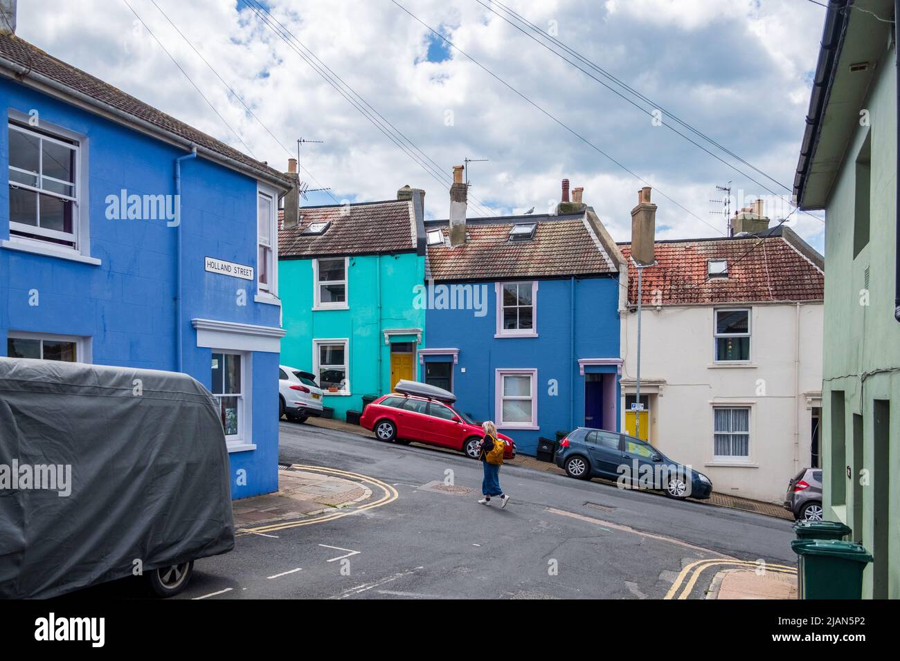 Holland Street meets the steep Albion Hill in the Hanover neighbourhood ...