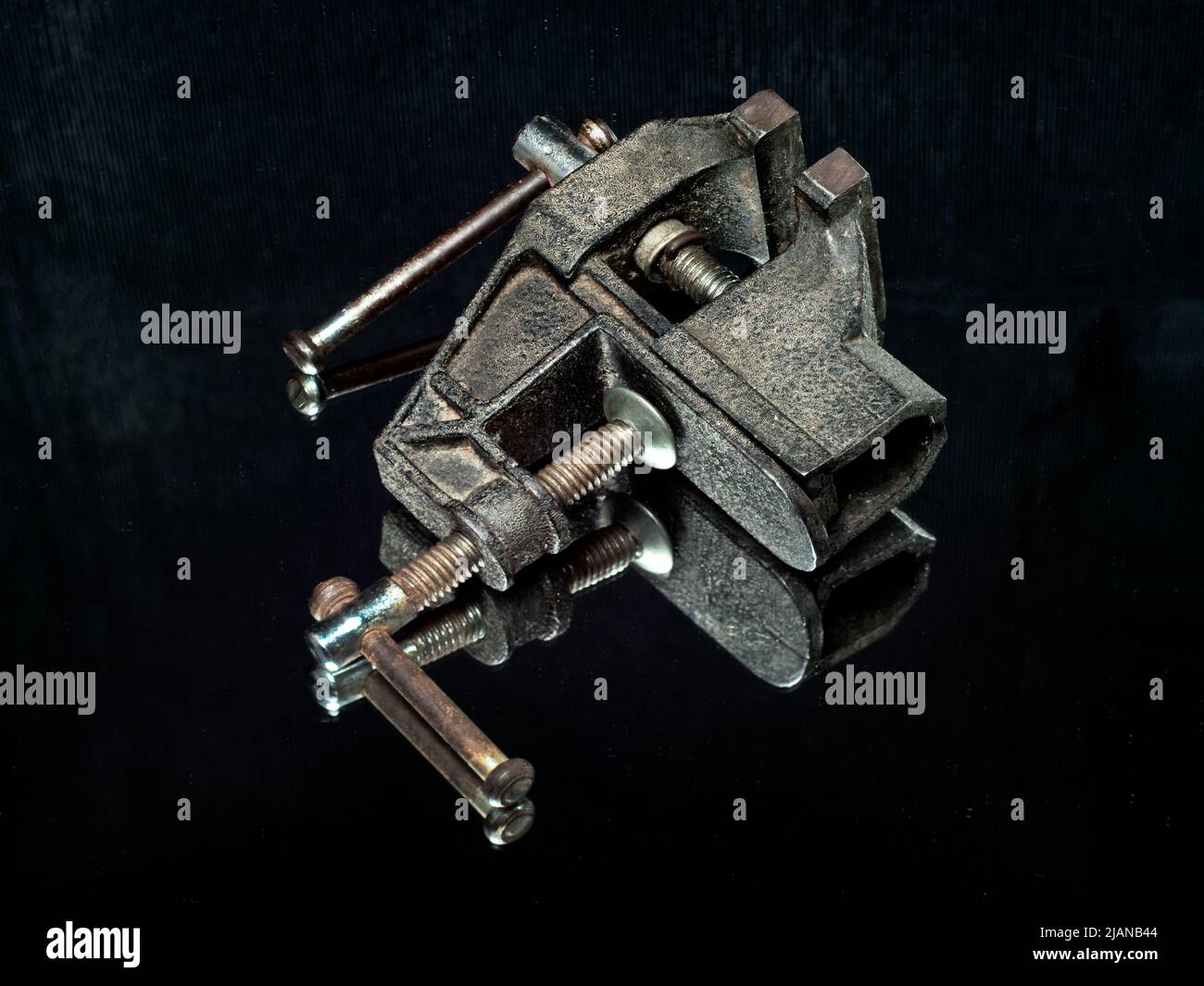 05 30 2022 Vintage Cast Iron Baby bench Vice 60 Mm, Studio Shot Lokgram ...