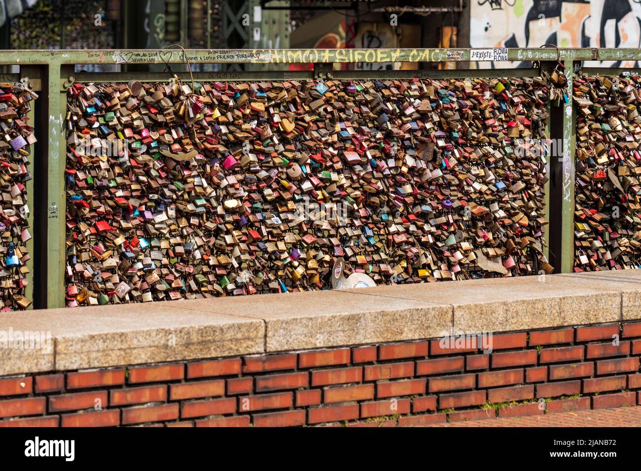 Hohernzollern bridge hi-res stock photography and images - Alamy