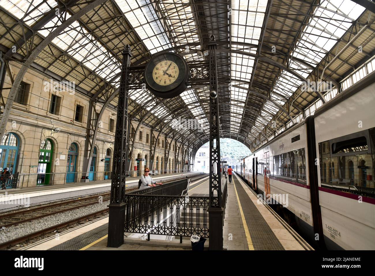 Portbou station hi-res stock photography and images - Alamy