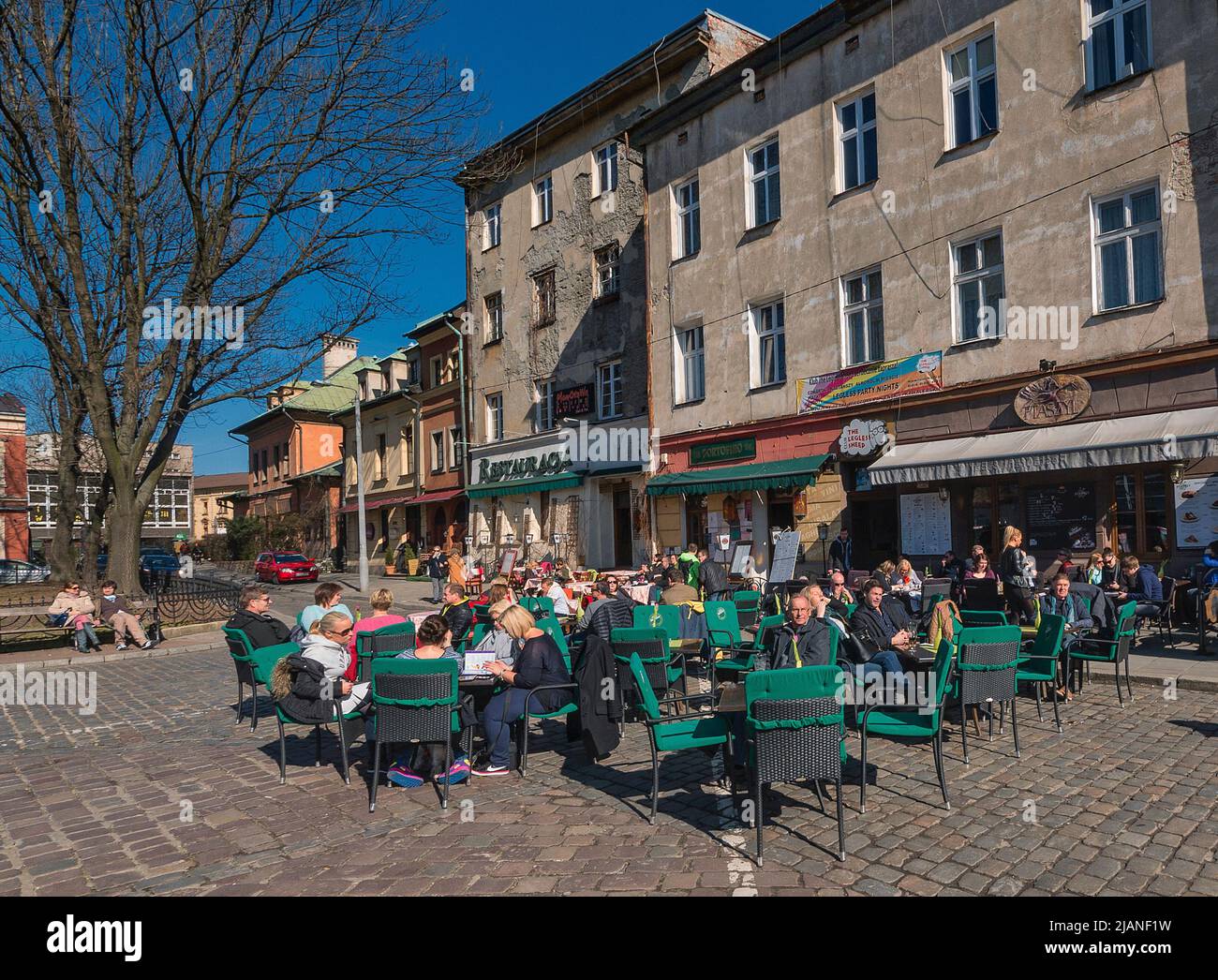 Ulica Szeroka na Krakowskim Kazimierzu. Szeroka Street in Krakow's ...