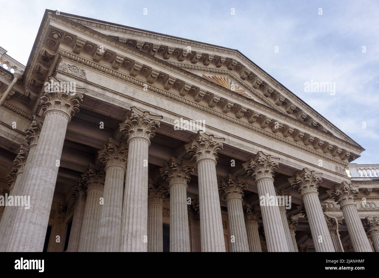 Vintage Old Justice Courthouse Column Stock Photo - Alamy