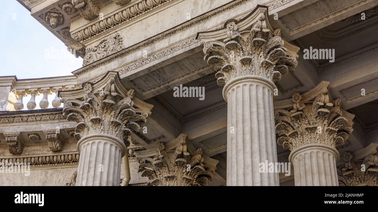 Vintage Old Justice Courthouse Column Stock Photo - Alamy