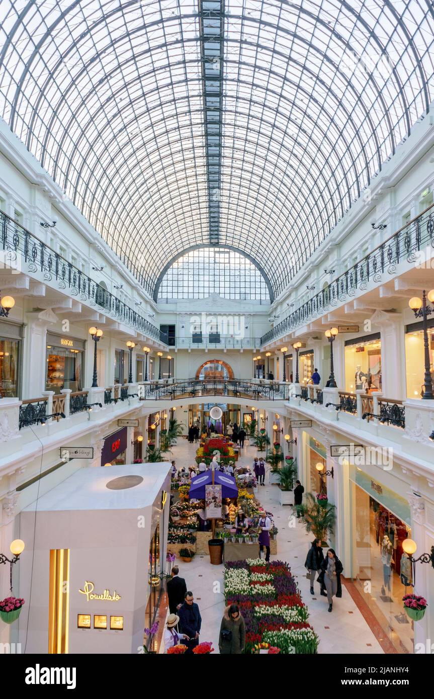 Russia, Moscow, March 3, 2019: Petrovsky passage Store. Petrovka Street ...