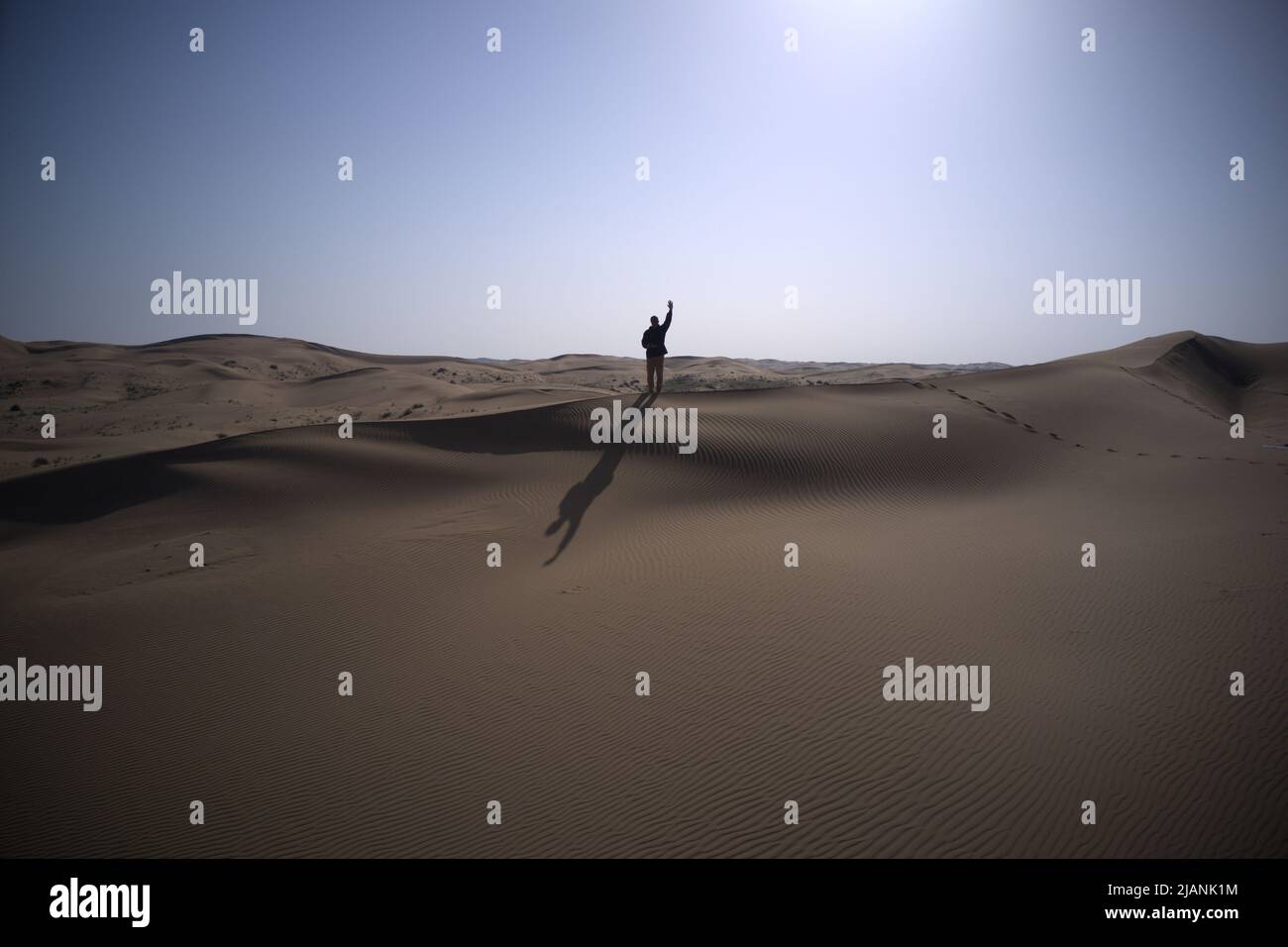 man in desert Stock Photo - Alamy