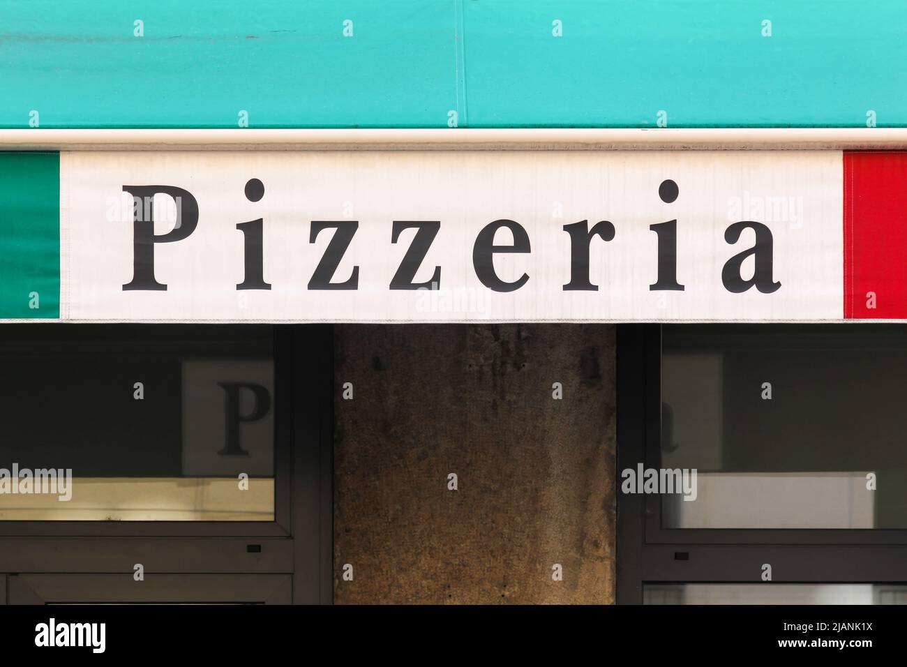 Facade of a traditionnal pizzeria Stock Photo - Alamy