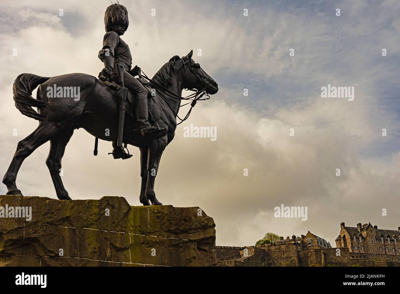 Royal scots greys statue hi-res stock photography and images - Alamy