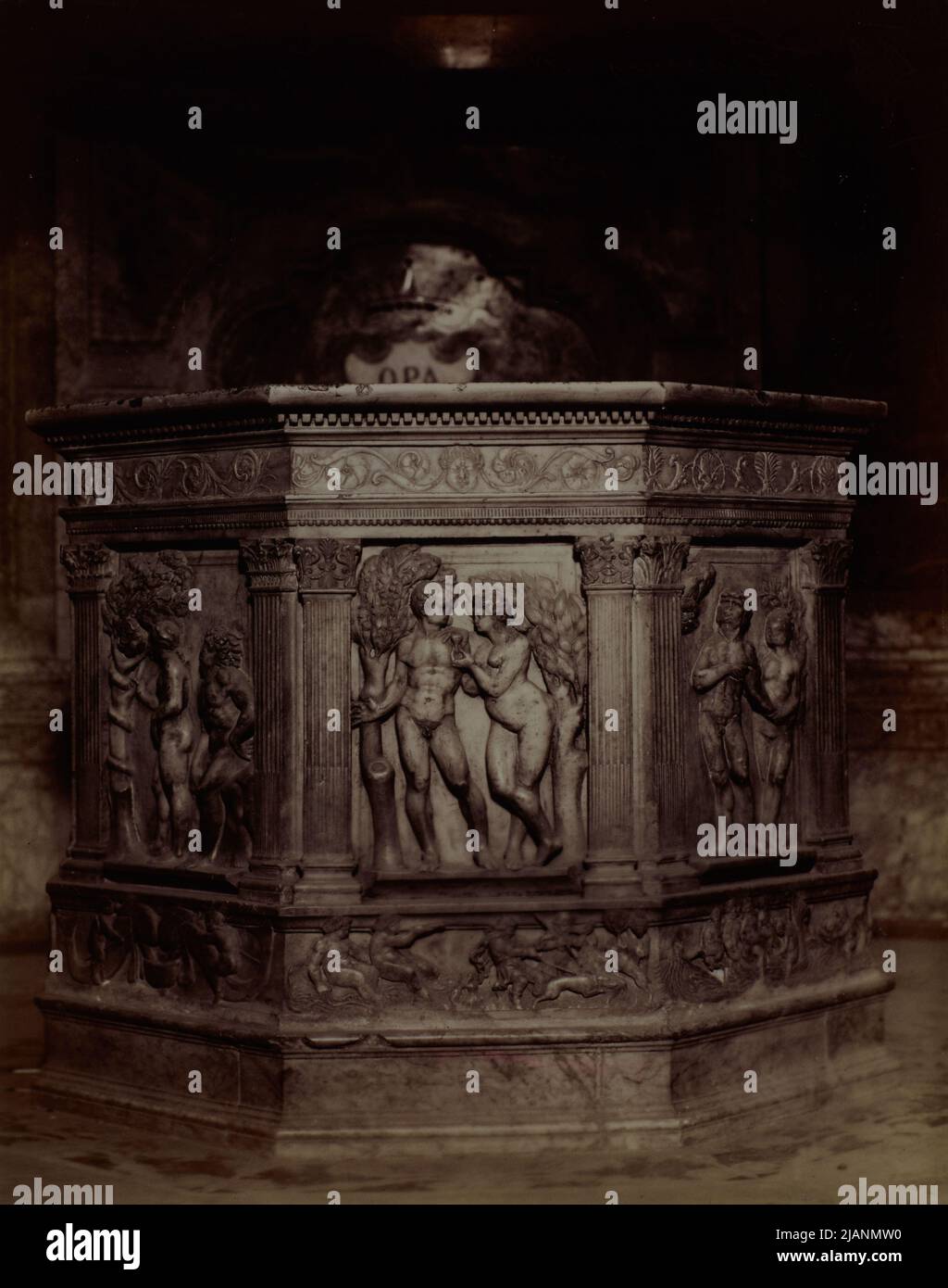 Baptismal significance hi-res stock photography and images - Alamy