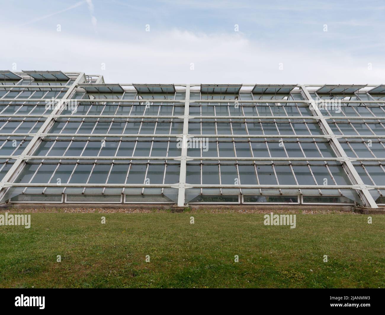 Richmond, Greater London, England, May 18 2022: Royal Botanic Gardens ...