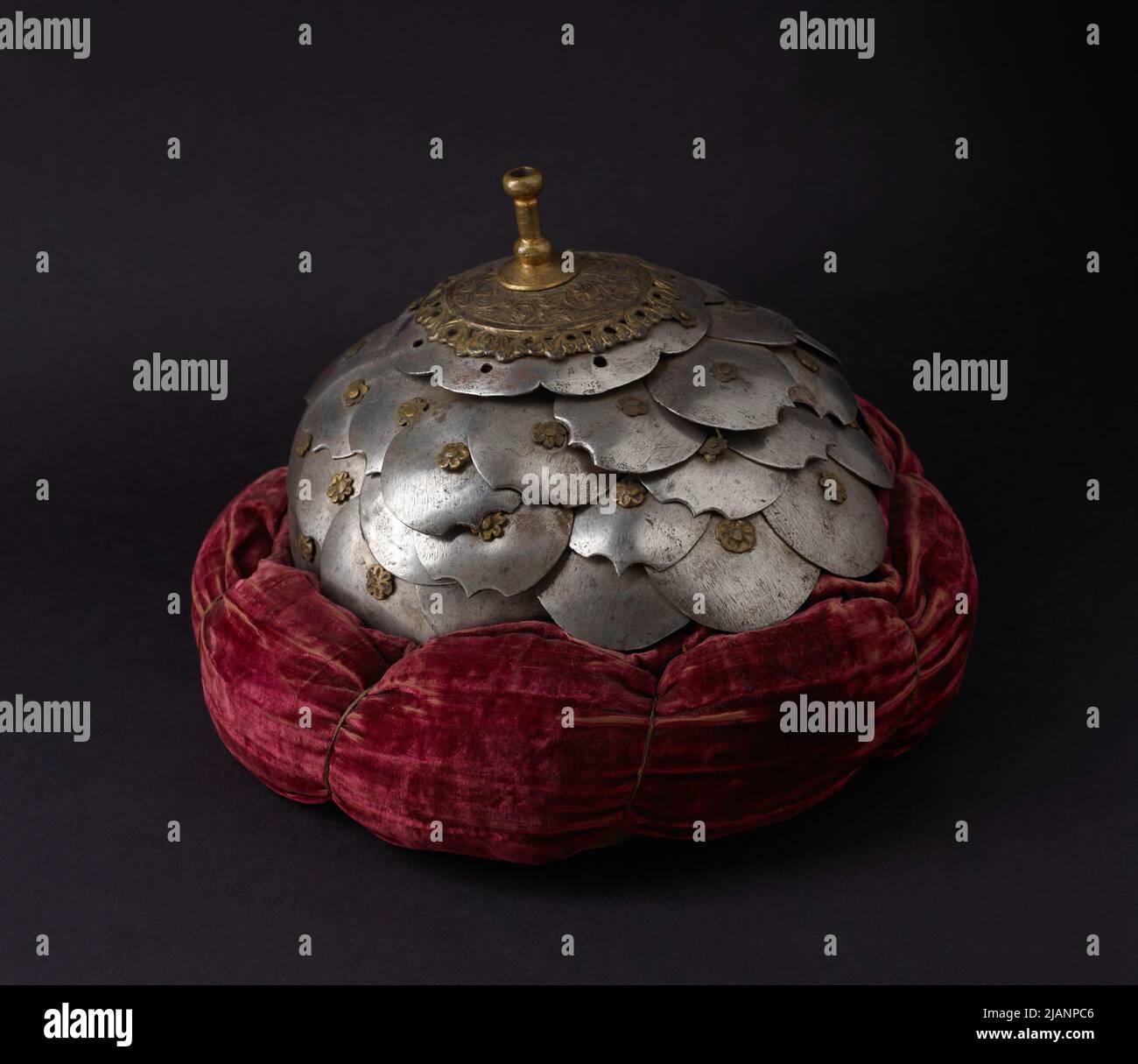 Turban helmet hi-res stock photography and images - Alamy