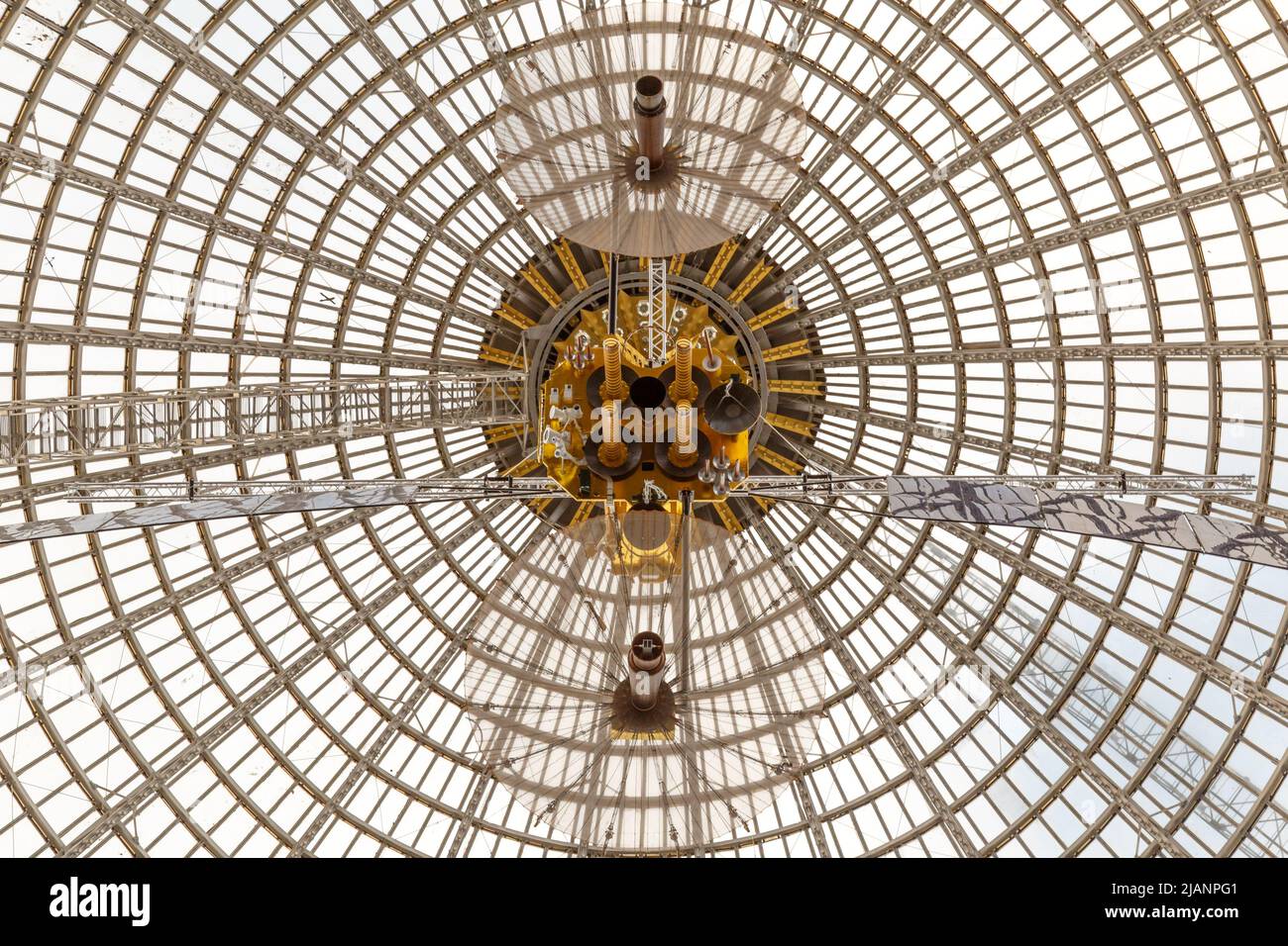 Spaceship earth dome hi-res stock photography and images - Alamy