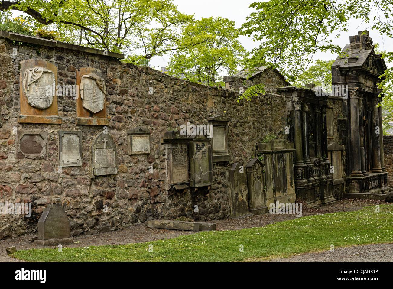 Greyfriars Kirkyard in Edinburgh Stock Photo - Alamy