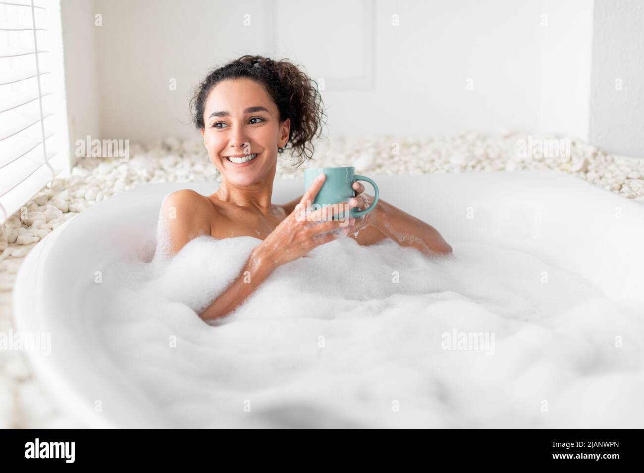 Hot bath woman hi-res stock photography and images - Alamy