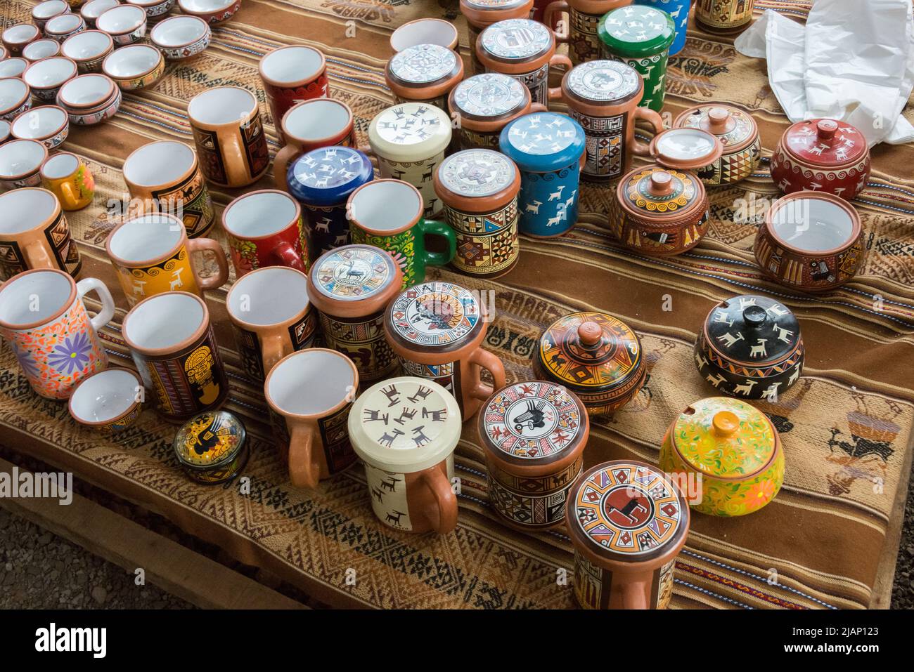 Inca weaving tradition hi-res stock photography and images - Alamy