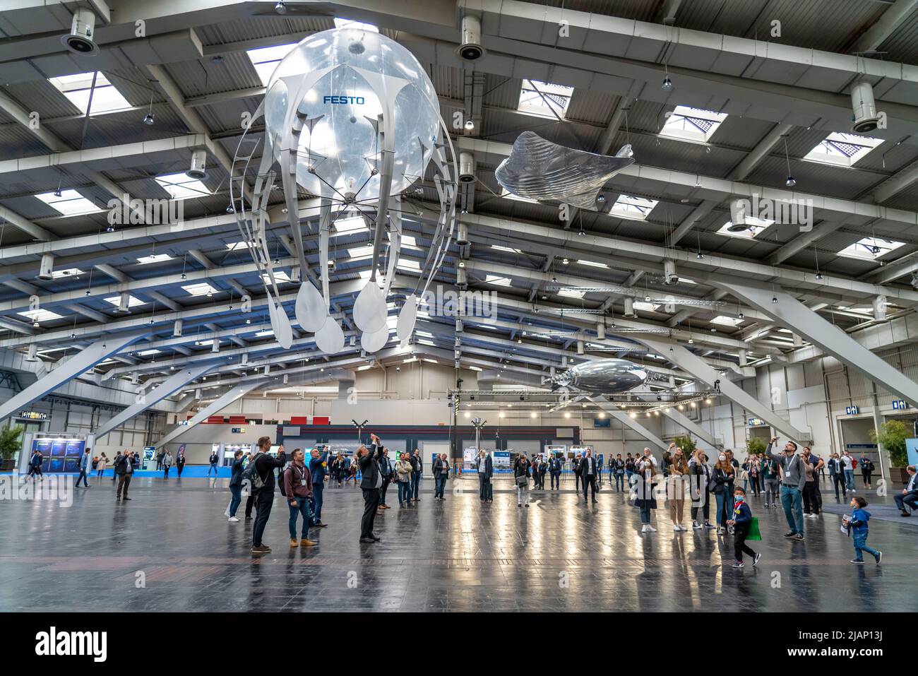 Festo bionic learning network hi-res stock photography and images - Alamy