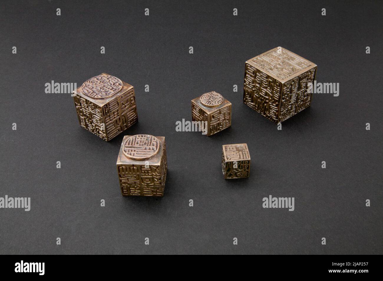 Five seals hi-res stock photography and images - Alamy