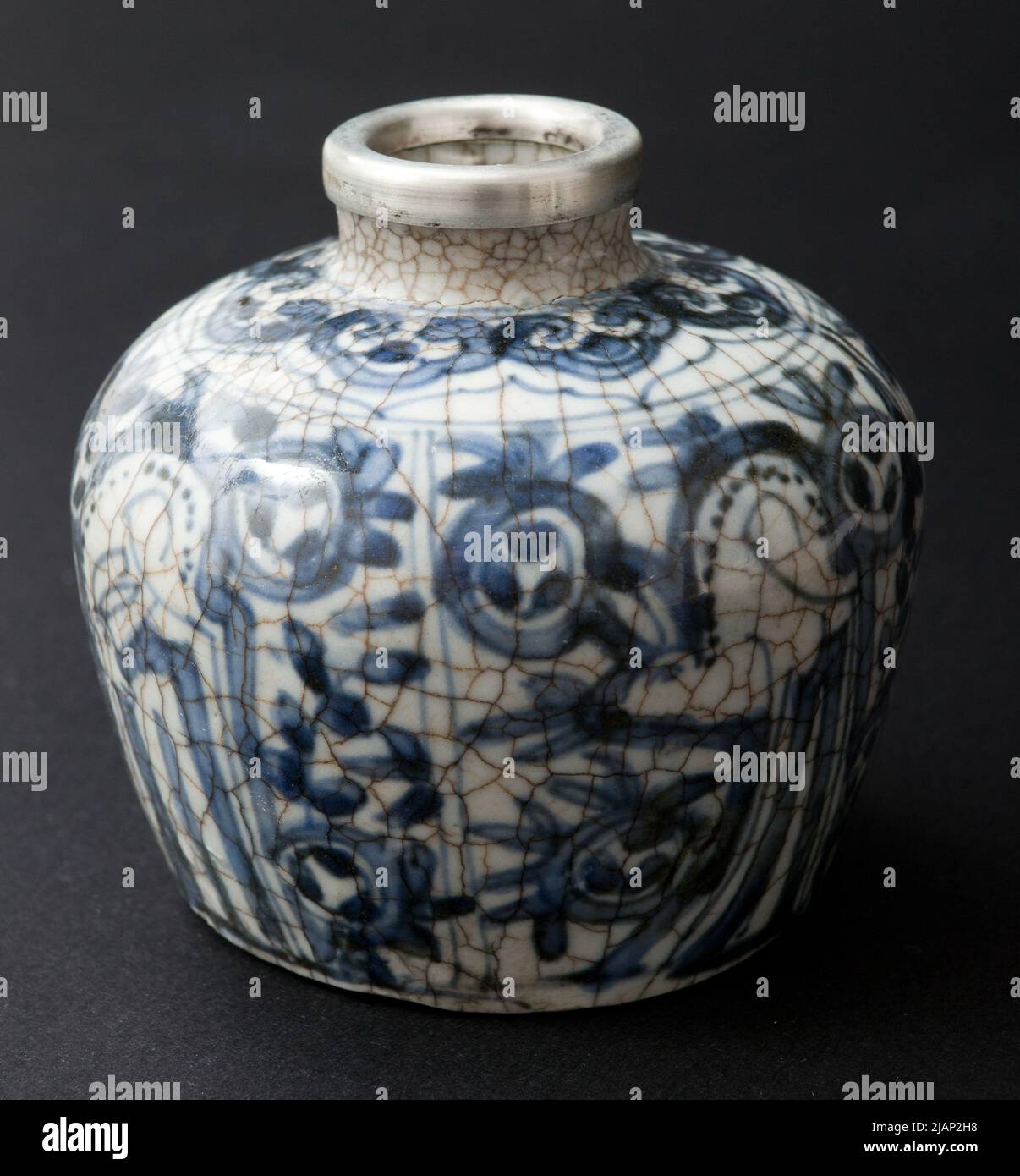 Wase with cobalt and fitting unknown Stock Photo - Alamy