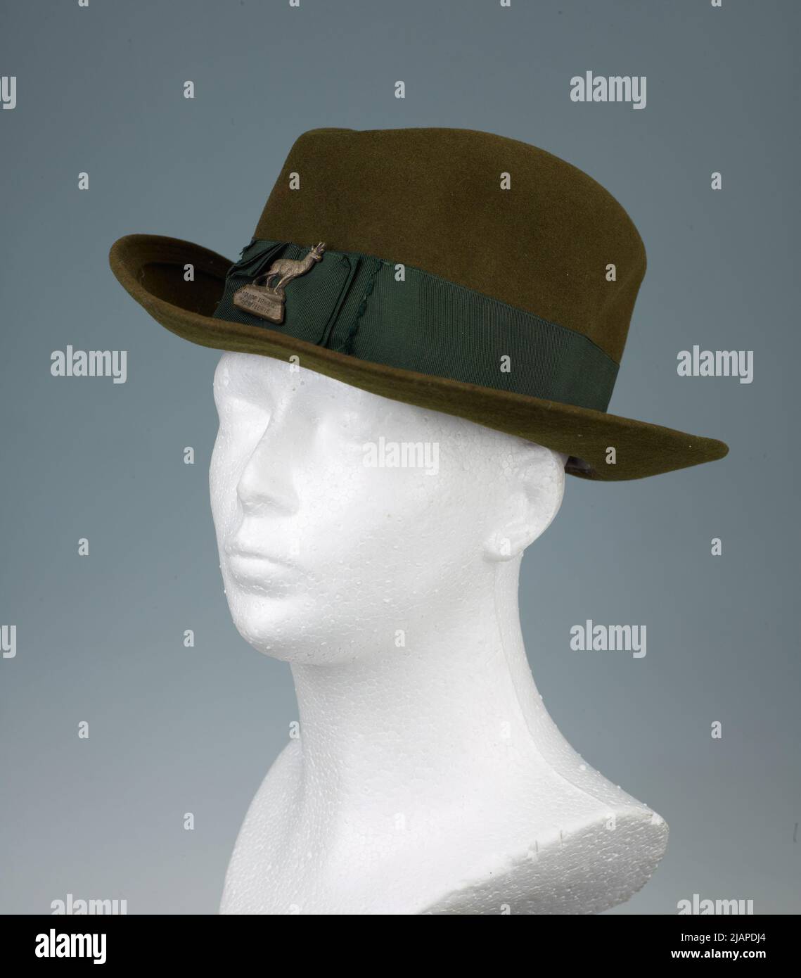Shooting hat hi-res stock photography and images - Alamy