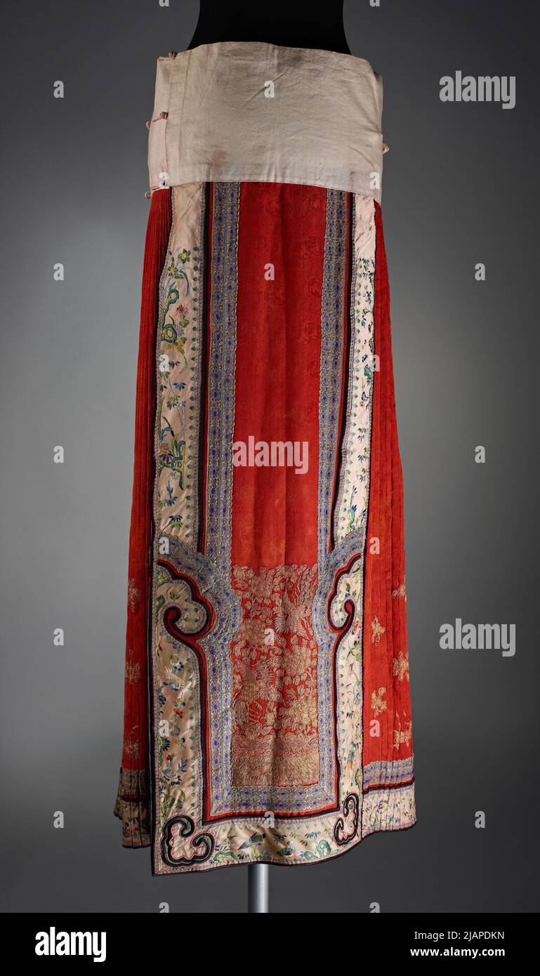 Chinese silk skirt Stock Photo - Alamy