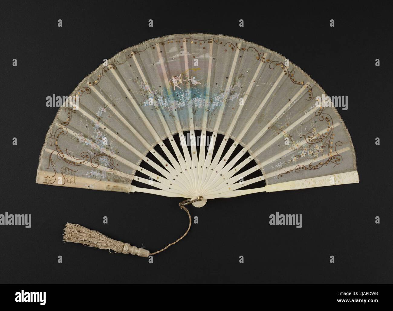 Antique fan art hi-res stock photography and images - Alamy