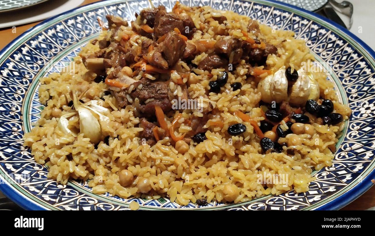 Uzbek traditional plov beef hi-res stock photography and images - Alamy
