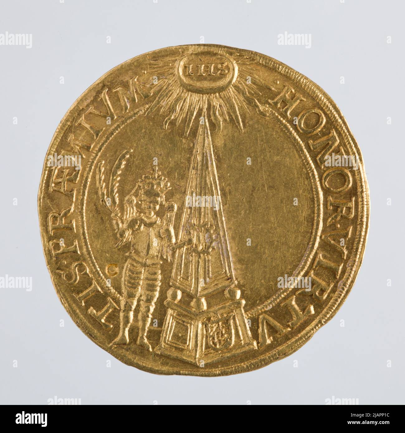 Coronation coins hi-res stock photography and images - Alamy