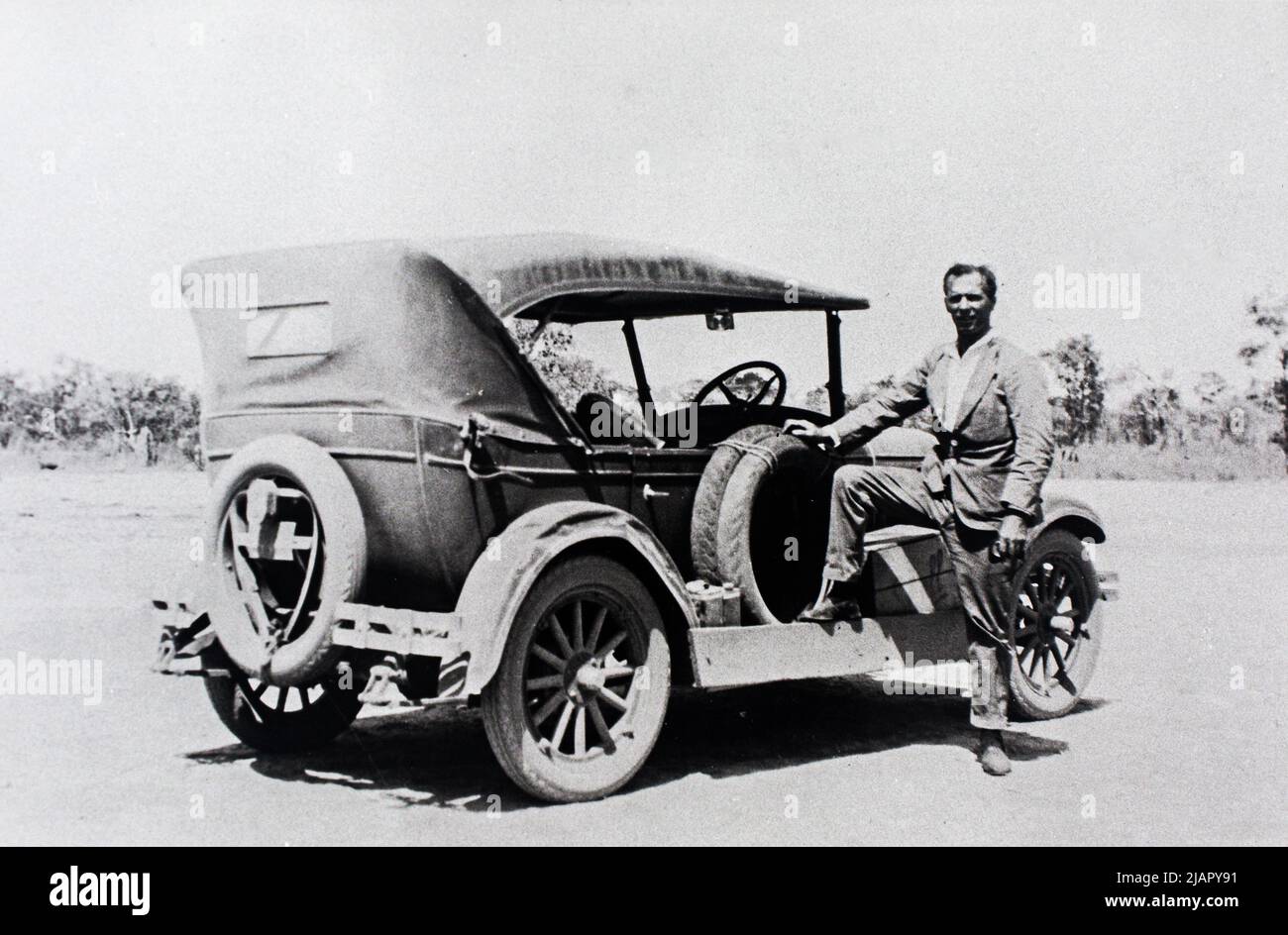Harold Edward George Snell with his automobile ca. 1930 Stock Photo - Alamy
