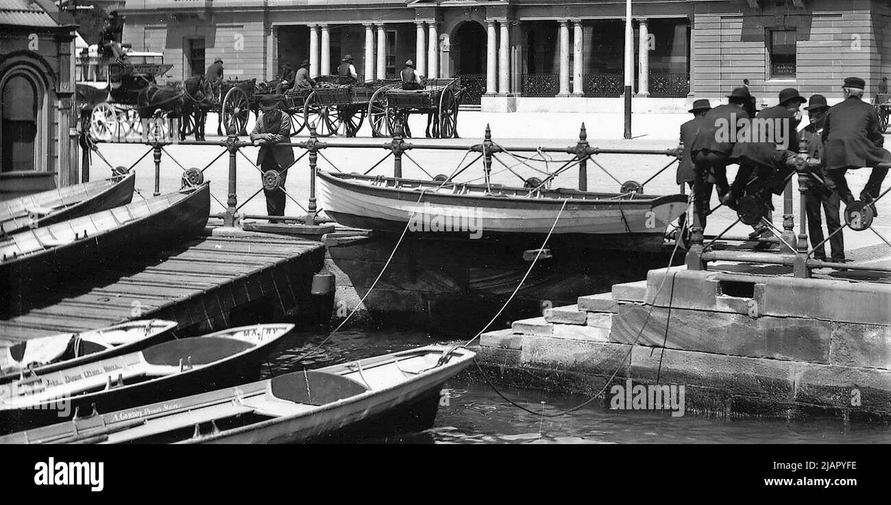 1800s boats hi-res stock photography and images - Alamy