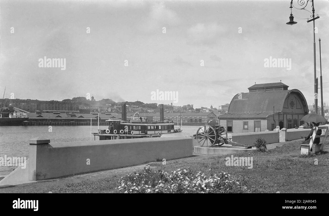 Sydney ferry LADY NORTHCOTE at Darling Street Wharf (Balmain East ...