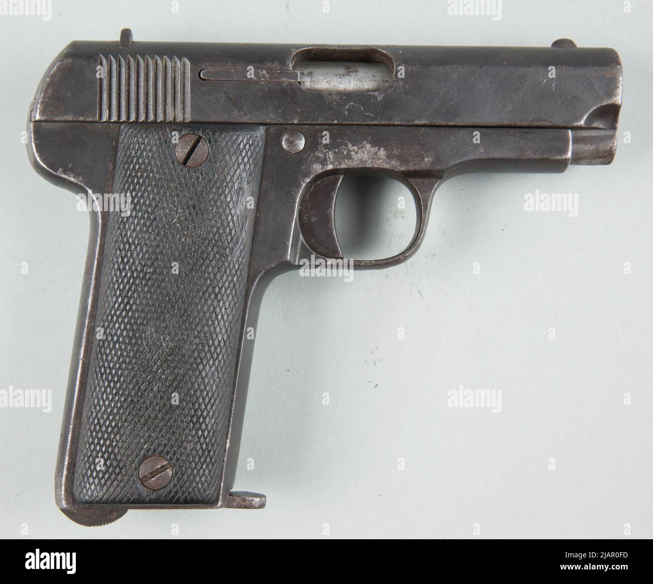 Ruby combat gun Stock Photo - Alamy